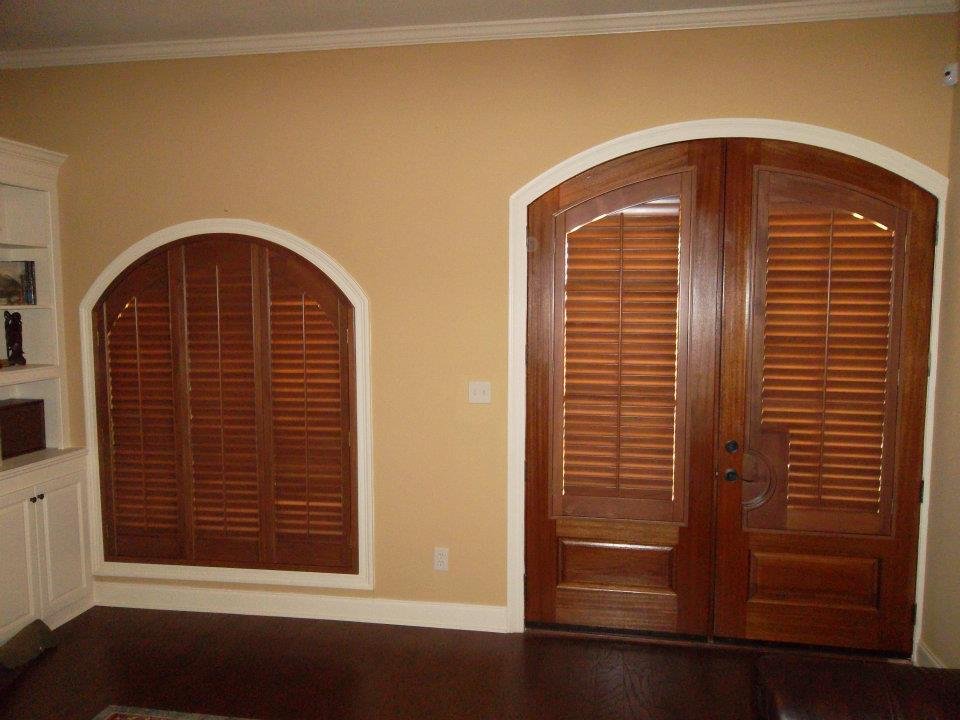 THE BLIND PLACE - Updated September 2025 - 12 Photos - 872 Avery Blvd N ...