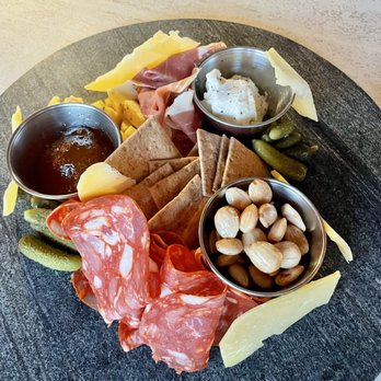 MELROSE - Updated May 2025 - 175 Photos & 131 Reviews - 2517 Ralph St ...