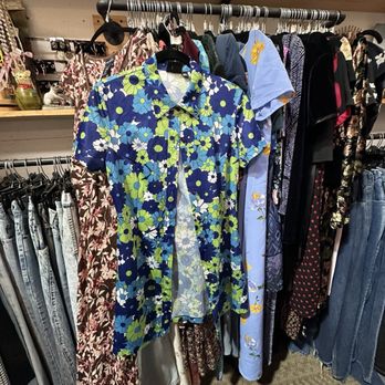 CONSIGNMENT CLASSICS - Updated January 2026 - 476 Photos & 115 Reviews ...