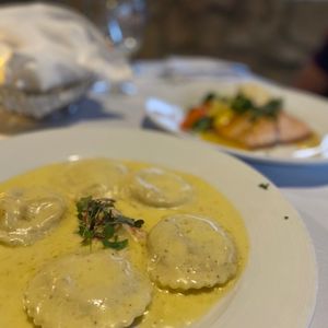 CLARO’S ITALIAN MARKETS - 350 Photos & 506 Reviews - 1655 N Mountain ...