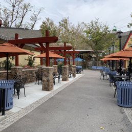 LAGOON BIERGARTEN - Updated May 2025 - 93 Photos & 52 Reviews - 375 ...