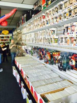 MAIN STREET COMICS & TOYS - 11 Photos & 30 Reviews - 74 N Main St ...