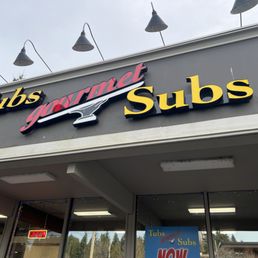 TUBS GOURMET SUBS - Updated October 2025 - 101 Photos & 107 Reviews ...