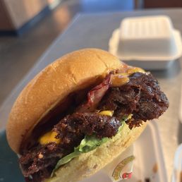 HAMMY’S SMASH BURGERS - Updated July 2024 - 405 Photos & 329 Reviews ...