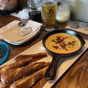 STATE & MAIN KITCHEN AND BAR - Updated January 2026 - 85 Photos & 71 ...