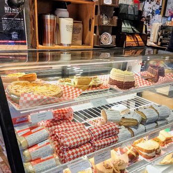 ISSAQUAH COFFEE COMPANY - Updated December 2025 - 419 Photos & 564 ...