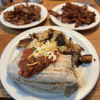 FIDDLESTIX CAFE - Updated June 2024 - 36 Photos & 48 Reviews - 319 Main ...