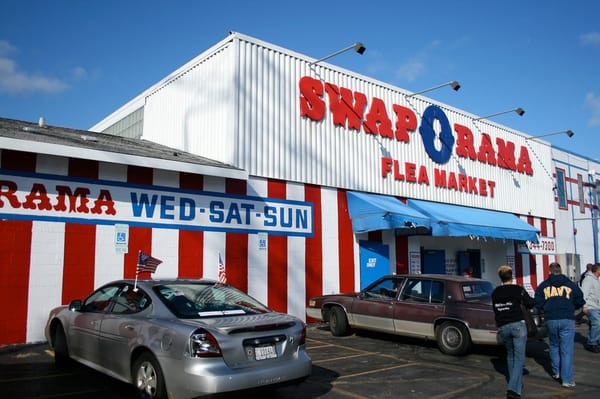 ALSIP SWAP-O-RAMA FLEA MARKET - Updated December 2025 - 107 Photos & 66 ...