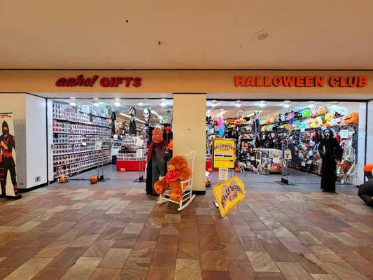 AAHS! THE UTLIMATE GIFT STORE - Updated December 2025 - 8360 On The ...