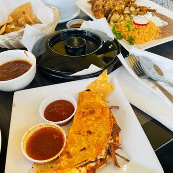 MR. MENUDO OFICIAL - Updated July 2025 - 89 Photos & 72 Reviews - 12215 ...