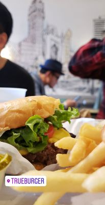 TRUEBURGER - 1072 Photos & 1903 Reviews - 146 Grand Ave, Oakland ...