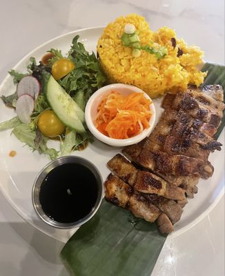 HALINÁ - Updated November 2025 - 12 Photos - 2439 East Hastings Street ...