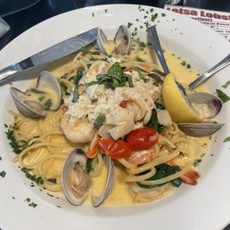 MARBLEHEAD CHOWDER HOUSE - Updated January 2025 - 152 Photos & 100 ...