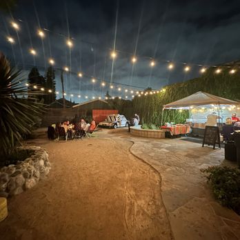 CLUB 616 - Updated December 2024 - 260 Photos & 101 Reviews - 616 E 4th ...