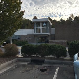 CHAPEL HILL PUBLIC LIBRARY - Updated April 2025 - 16 Photos & 29 ...