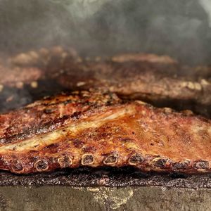 RUSTY PIG BBQ - Updated July 2025 - 38 Photos & 94 Reviews - 360 S ...