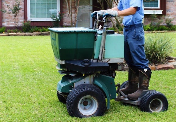 SPRING-GREEN LAWN CARE - Updated June 2026 - 21 Photos & 11 Reviews ...