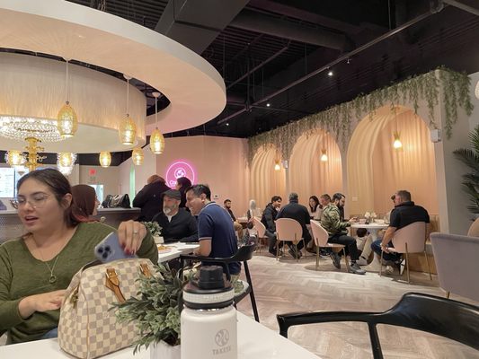 COCOMELT - Updated March 2025 - 58 Photos & 24 Reviews - 527 E ...