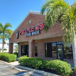 PRIME 239 - Updated July 2025 - 130 Photos & 135 Reviews - 1715 Cape ...