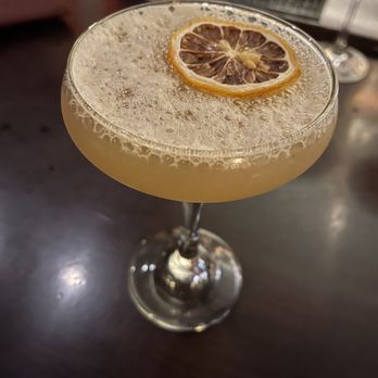 BUFFALO TRADERS LOUNGE - Updated April 2025 - 186 Photos & 78 Reviews ...