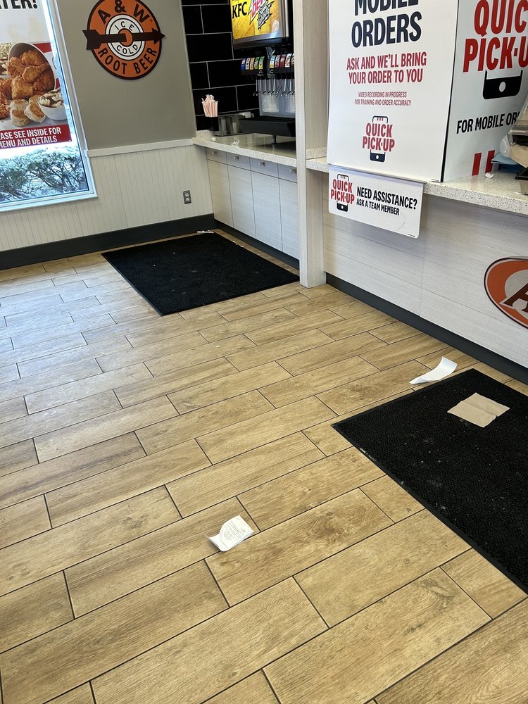 KFC - Updated October 2025 - 10 Photos & 26 Reviews - 3545 S Federal ...