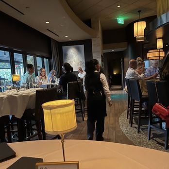 EDDIE V’S PRIME SEAFOOD - Updated December 2025 - 418 Photos & 159 ...