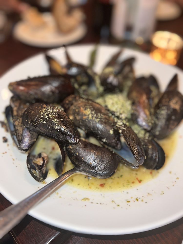 PAISANO’S RESTAURANT - 653 Photos & 894 Reviews - 132 Park Ave ...