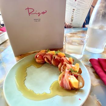 RIGO - Updated May 2025 - 5043 Photos & 1070 Reviews - 885 Kapahulu Ave ...