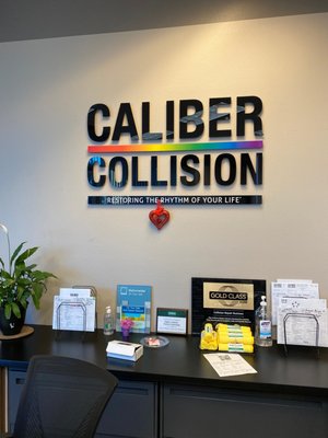 CALIBER COLLISION - Updated February 2025 - 63 Photos & 390 Reviews ...