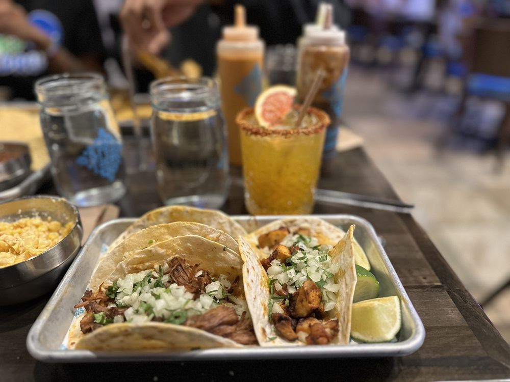 RREAL TACOS - WEST MIDTOWN - Updated July 2025 - 590 Photos & 209 ...