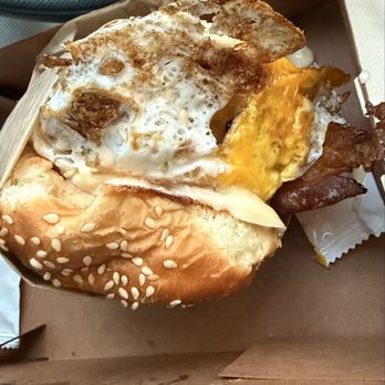 ACME BURGER - PETALUMA WEST - Updated December 2025 - 82 Photos & 128 ...