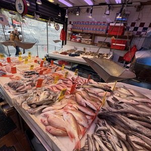 THE NEW FULTON FISH MARKET - Updated September 2025 - 112 Photos & 46 ...