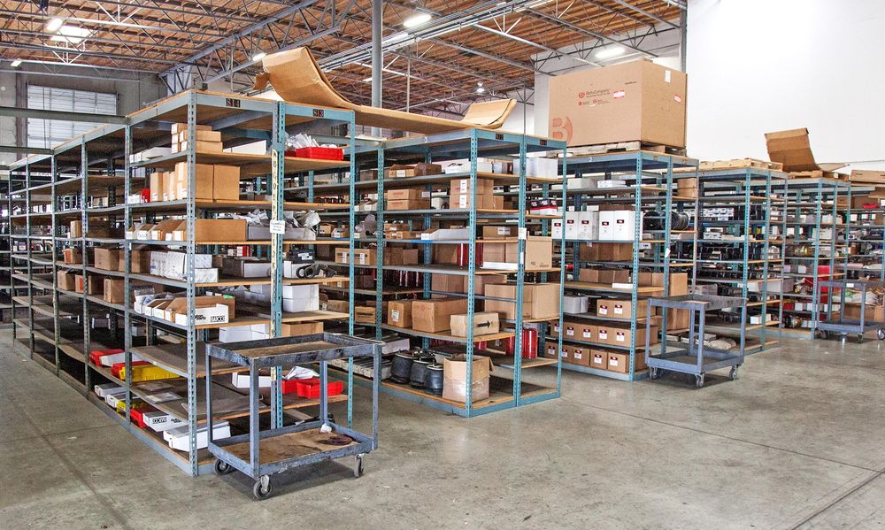 BETTS TRUCK PARTS & SERVICE - Updated December 2025 - 16 Photos - 1121 ...