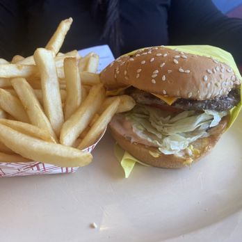 VICKY’S RESTAURANT - Updated November 2024 - 88 Photos & 161 Reviews ...