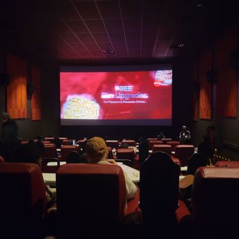 AMC DINE-IN BLOCK 37 - 253 Photos & 351 Reviews - 108 N. State Street ...