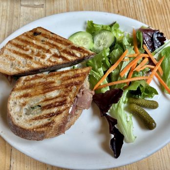 CARMEL BELLE - Updated August 2025 - 1263 Photos & 1187 Reviews - Doud ...