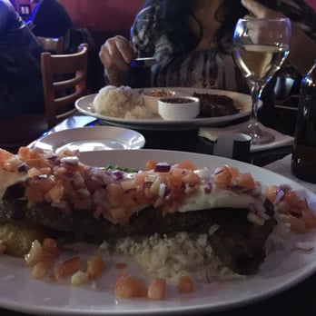 UNPLUGGED RESTAURANT & SPORTS BAR - Updated April 2025 - 78 Photos & 75 ...