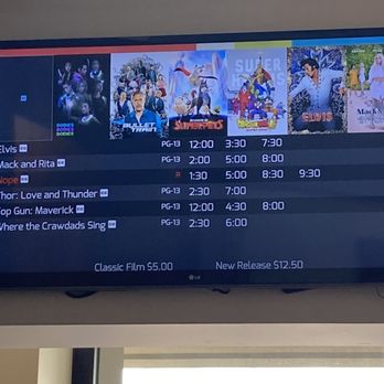 MOVIEHOUSE & EATERY BY CINÉPOLIS - Updated December 2025 - 618 Photos ...