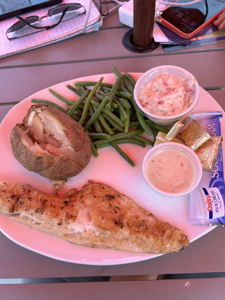 EDDY’S LAUNCH BAR & GRILL - Updated July 2024 - 72 Photos & 81 Reviews ...