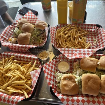 KNOCKOUT BURGER - Updated July 2025 - 120 Photos & 448 Reviews - 2971 ...