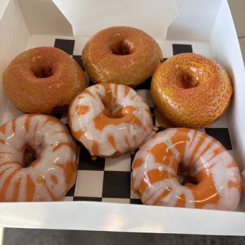 PURVÉ DONUT STOP - Updated August 2025 - 1477 Photos & 435 Reviews ...