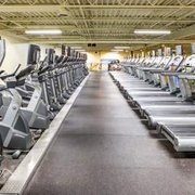 RETRO FITNESS - 104 Photos & 66 Reviews - 100 Commerce Way, Hackensack ...