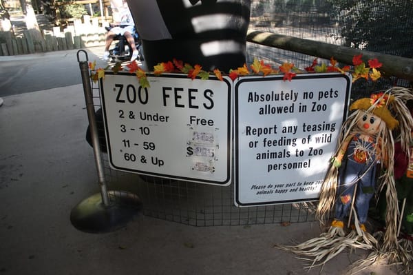 APPLEGATE PARK ZOO - Updated August 2024 - 114 Photos & 51 Reviews ...