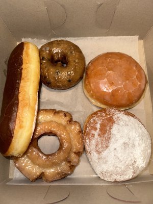 GAVIN’S DONUTS - Updated December 2025 - 75 Photos & 98 Reviews - 16487 ...