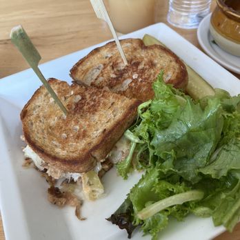 GARDEN GRILLE - 486 Photos & 701 Reviews - 727 East Ave, Pawtucket ...