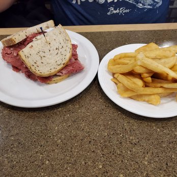 CHICAGO DELI - Updated March 2025 - 97 Photos & 153 Reviews - 34390 ...