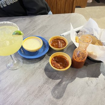 EL MAYOR MEXICAN RESTAURANT - Updated July 2024 - 17 Photos & 20 ...