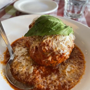 SUGO - Updated March 2025 - 548 Photos & 333 Reviews - 1281 Bloor ...