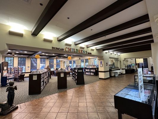 BURLINGAME PUBLIC LIBRARY - Updated December 2025 - 150 Photos & 141 ...