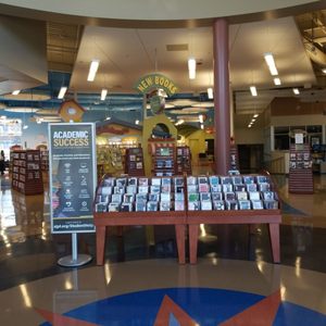 TULLY COMMUNITY BRANCH LIBRARY - 18 Photos & 29 Reviews - Libraries ...
